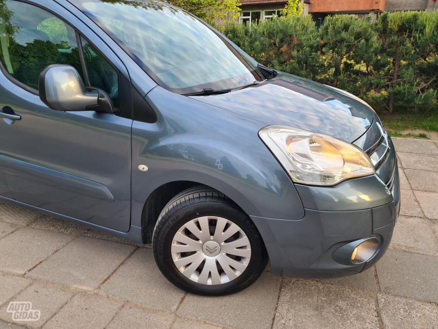 Grey Citroen Berlingo 2010 in Klaipeda, with an engine capacity of 1.60 L and mileage of 266 thousand km for 3350 €, photo 34 on AUTOMOTO.COM.LV
