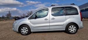 Pelēks Citroen Berlingo 2010 Rīga, ar dzinēja tilpumu 1.60 L un nobraukumu 212 tūkst. km par 5550 €, foto 3 vietnē AUTOMOTO.COM.LV