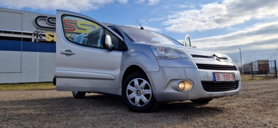 Pelēks Citroen Berlingo 2010 Rīga, ar dzinēja tilpumu 1.60 L un nobraukumu 212 tūkst. km par 5550 €, foto 37 vietnē AUTOMOTO.COM.LV