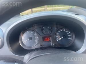Grey Citroen Berlingo 2010 in Daugavpils, with an engine capacity of 1.60 L and mileage of 321 thousand km for 3200 €, photo 7 on AUTOMOTO.COM.LV
