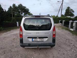 Pelēks Citroen Berlingo 2010 Prienai, ar dzinēja tilpumu 1.56 L un nobraukumu 321 tūkst. km par 2250 €, foto 7 vietnē AUTOMOTO.COM.LV