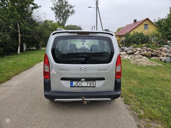 Grey Citroen Berlingo 2010 in Prienai, with an engine capacity of 1.56 L and mileage of 328 thousand km for 2000 €, photo 9 on AUTOMOTO.COM.LV