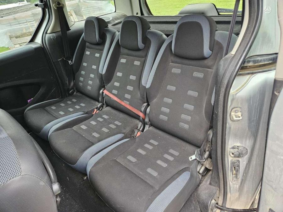 Pelēks Citroen Berlingo 2010 Prienai, ar dzinēja tilpumu 1.56 L un nobraukumu 328 tūkst. km par 2000 €, foto 15 vietnē AUTOMOTO.COM.LV