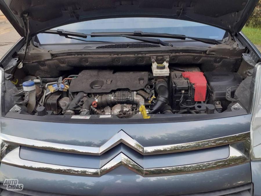 Pelēks Citroen Berlingo 2011 Mažeikiai, ar dzinēja tilpumu 1.60 L un nobraukumu 154 tūkst. km par 3950 €, foto 25 vietnē AUTOMOTO.COM.LV