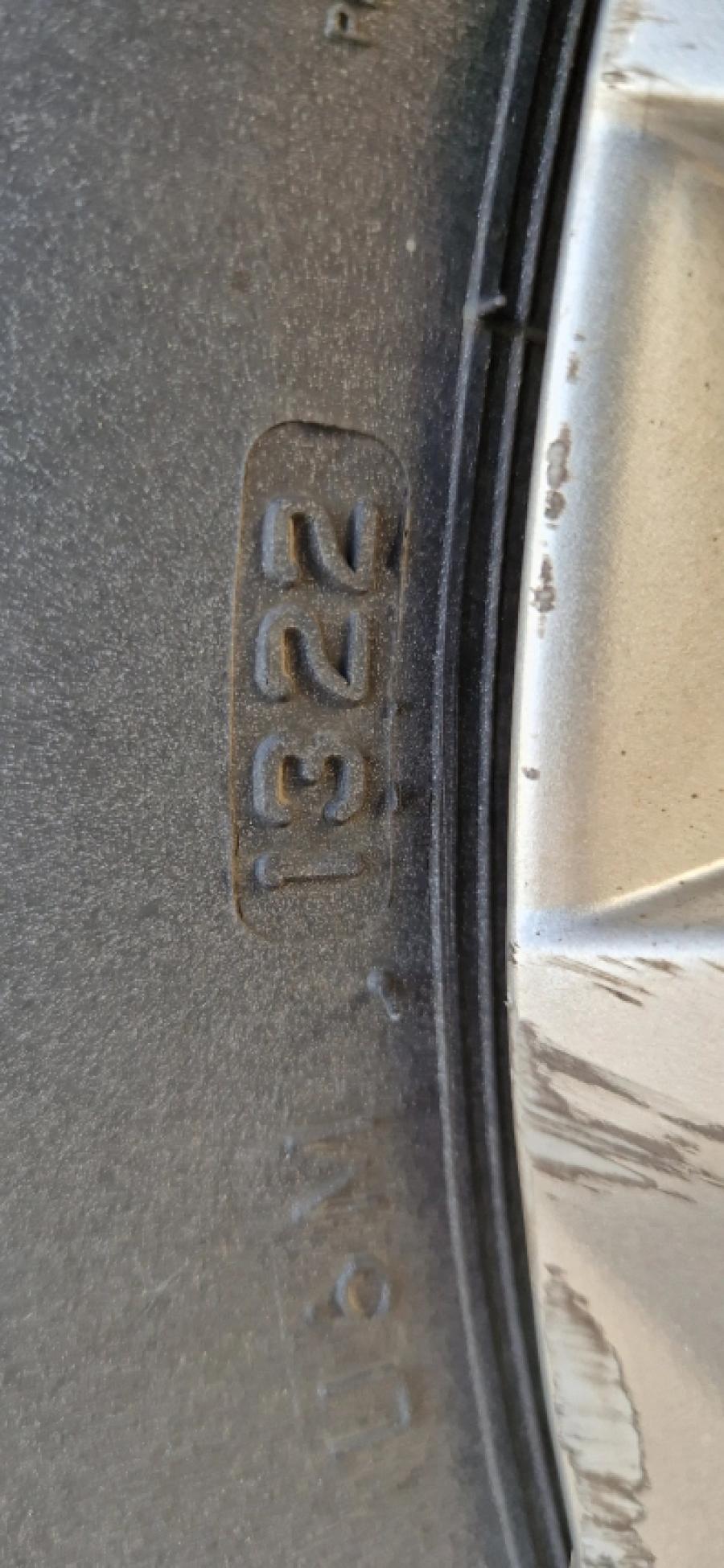 Grey Citroen Berlingo 2011 in Riga, with an engine capacity of 1.60 L and mileage of 282 thousand km for 5500 €, photo 38 on AUTOMOTO.COM.LV
