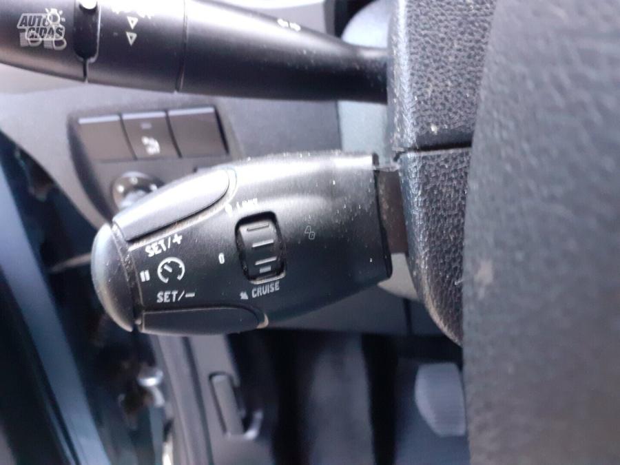 Grey Citroen Berlingo 2011 in Mazeikiai, with an engine capacity of 1.60 L and mileage of 154 thousand km for 3950 €, photo 20 on AUTOMOTO.COM.LV