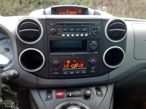Grey Citroen Berlingo 2011 in Mazeikiai, with an engine capacity of 1.60 L and mileage of 154 thousand km for 3950 €, photo 28 on AUTOMOTO.COM.LV