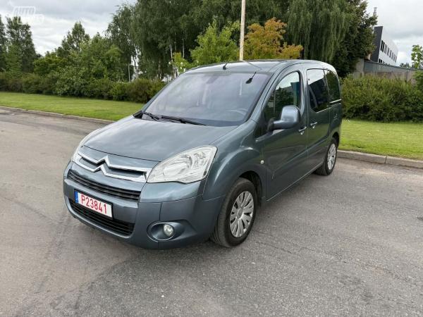 Pelēks Citroen Berlingo 2011 Mažeikiai, ar dzinēja tilpumu 1.60 L un nobraukumu 154 tūkst. km par 3950 €, foto 1 vietnē AUTOMOTO.COM.LV