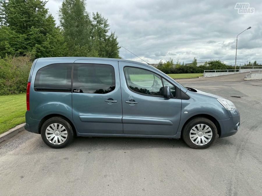 Pelēks Citroen Berlingo 2011 Mažeikiai, ar dzinēja tilpumu 1.60 L un nobraukumu 154 tūkst. km par 3950 €, foto 9 vietnē AUTOMOTO.COM.LV