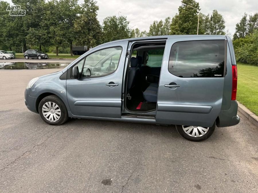 Pelēks Citroen Berlingo 2011 Mažeikiai, ar dzinēja tilpumu 1.60 L un nobraukumu 154 tūkst. km par 3950 €, foto 10 vietnē AUTOMOTO.COM.LV