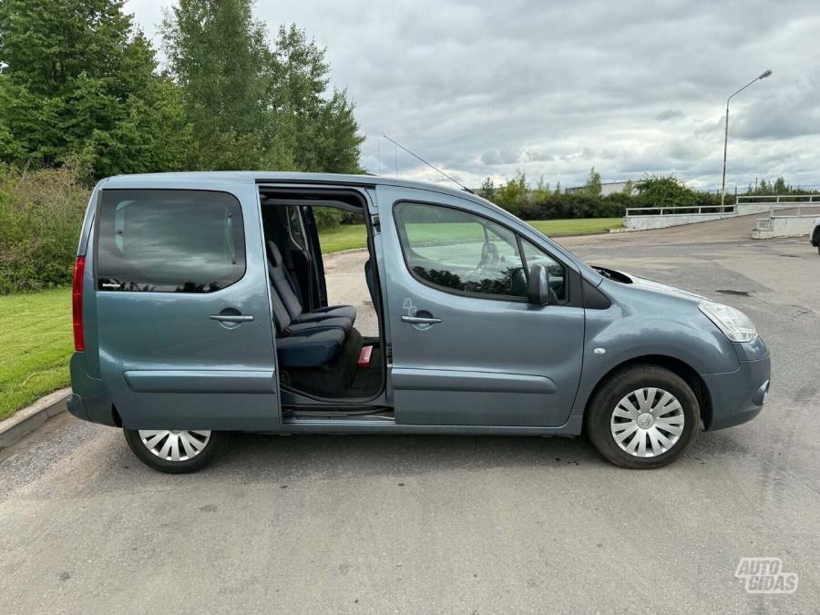 Pelēks Citroen Berlingo 2011 Mažeikiai, ar dzinēja tilpumu 1.60 L un nobraukumu 154 tūkst. km par 3950 €, foto 13 vietnē AUTOMOTO.COM.LV