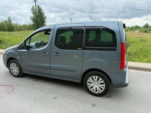Pelēks Citroen Berlingo 2011 Mažeikiai, ar dzinēja tilpumu 1.60 L un nobraukumu 154 tūkst. km par 3950 €, foto 18 vietnē AUTOMOTO.COM.LV