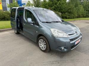 Pelēks Citroen Berlingo 2011 Mažeikiai, ar dzinēja tilpumu 1.60 L un nobraukumu 154 tūkst. km par 3950 €, foto 21 vietnē AUTOMOTO.COM.LV
