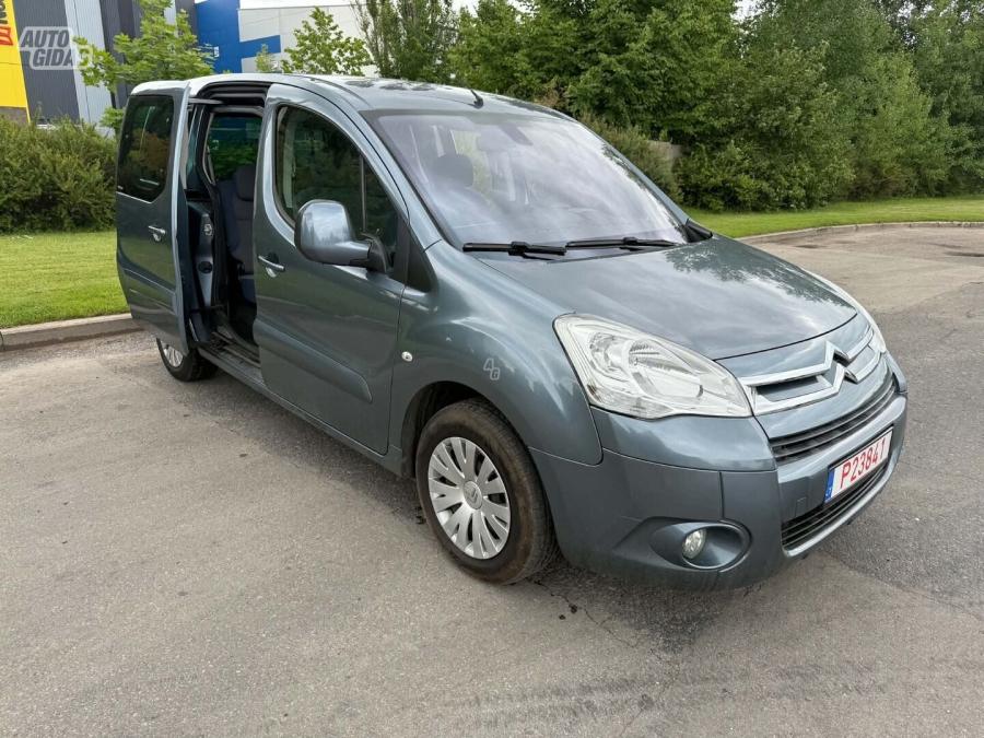 Pelēks Citroen Berlingo 2011 Mažeikiai, ar dzinēja tilpumu 1.60 L un nobraukumu 154 tūkst. km par 3950 €, foto 21 vietnē AUTOMOTO.COM.LV