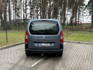 Grey Citroen Berlingo 2012 in Riga, with an engine capacity of 1.60 L and mileage of 0 thousand km for 500 €, photo 6 on AUTOMOTO.COM.LV