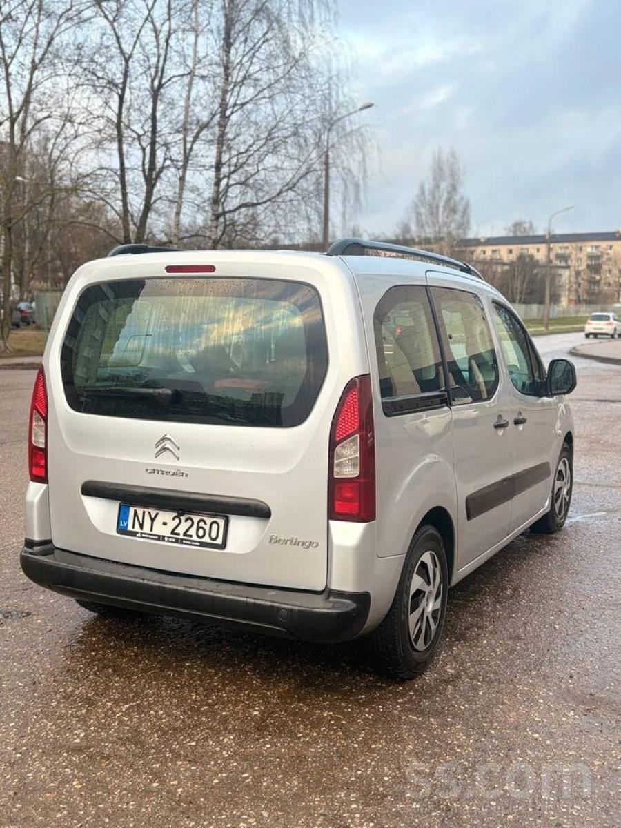 Grey Citroen Berlingo 2012 in Daugavpils, with an engine capacity of 1.60 L and mileage of 194 thousand km for 4900 €, photo 4 on AUTOMOTO.COM.LV