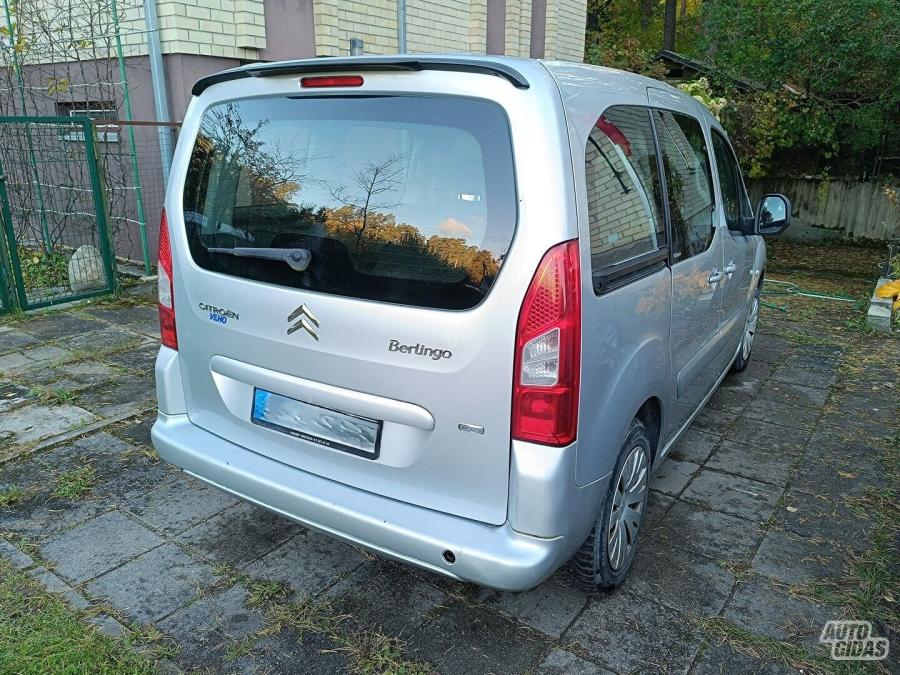Grey Citroen Berlingo 2012 in Vilnius, with an engine capacity of 1.60 L and mileage of 197 thousand km for 4100 €, photo 3 on AUTOMOTO.COM.LV