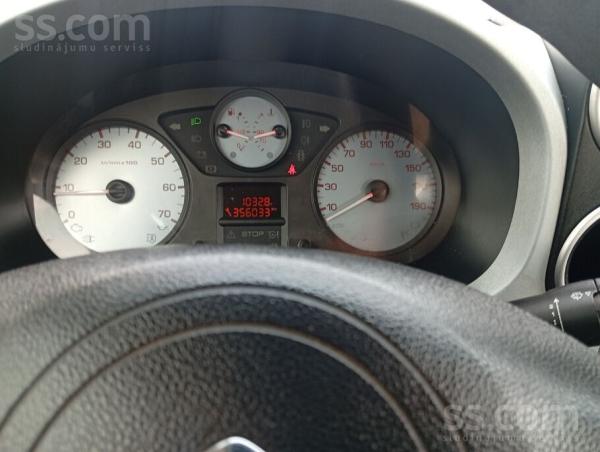 Pelēks Citroen Berlingo 2012 Dobele, ar dzinēja tilpumu 1.60 L un nobraukumu 357 tūkst. km par 2200 €, foto 9 vietnē AUTOMOTO.COM.LV