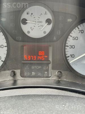 Pelēks Citroen Berlingo 2012 Rīga, ar dzinēja tilpumu 1.60 L un nobraukumu 373 tūkst. km par 2000 €, foto 13 vietnē AUTOMOTO.COM.LV