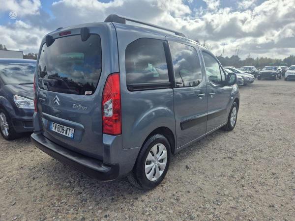 Pelēks Citroen Berlingo 2012 Utena, ar dzinēja tilpumu 1.56 L un nobraukumu 207 tūkst. km par 3850 €, foto 4 vietnē AUTOMOTO.COM.LV