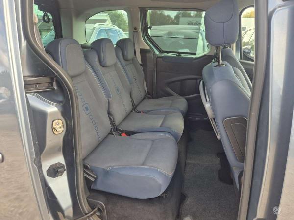Pelēks Citroen Berlingo 2012 Utena, ar dzinēja tilpumu 1.56 L un nobraukumu 207 tūkst. km par 3850 €, foto 10 vietnē AUTOMOTO.COM.LV