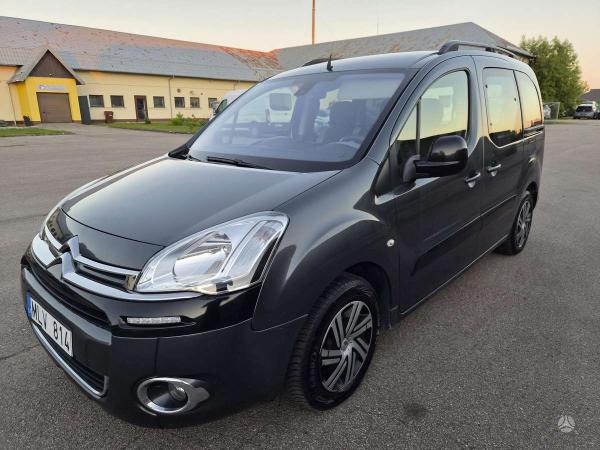 Pelēks Citroen Berlingo 2013 Mažeikiai, ar dzinēja tilpumu 1.56 L un nobraukumu 235 tūkst. km par 3950 €, foto 1 vietnē AUTOMOTO.COM.LV