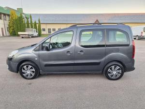 Pelēks Citroen Berlingo 2013 Mažeikiai, ar dzinēja tilpumu 1.56 L un nobraukumu 235 tūkst. km par 3950 €, foto 3 vietnē AUTOMOTO.COM.LV