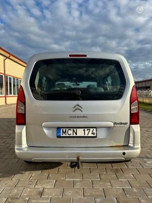 Pelēks Citroen Berlingo 2013 Mažeikiai, ar dzinēja tilpumu 1.56 L un nobraukumu 398 tūkst. km par 3300 €, foto 6 vietnē AUTOMOTO.COM.LV
