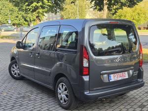 Pelēks Citroen Berlingo 2014 Šilutė, ar dzinēja tilpumu 1.56 L un nobraukumu 330 tūkst. km par 4500 €, foto 5 vietnē AUTOMOTO.COM.LV