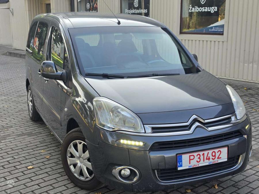 Pelēks Citroen Berlingo 2014 Šilutė, ar dzinēja tilpumu 1.56 L un nobraukumu 330 tūkst. km par 4500 €, foto 8 vietnē AUTOMOTO.COM.LV
