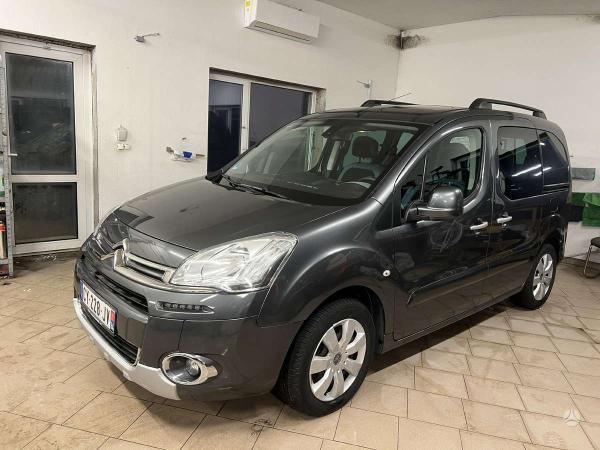 Pelēks Citroen Berlingo 2015 Tauragė, ar dzinēja tilpumu 1.56 L un nobraukumu 204 tūkst. km par 5600 €, foto 2 vietnē AUTOMOTO.COM.LV