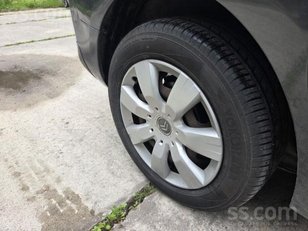Pelēks Citroen Berlingo 2015 Rīga, ar dzinēja tilpumu 1.60 L un nobraukumu 160 tūkst. km par 4300 €, foto 8 vietnē AUTOMOTO.COM.LV