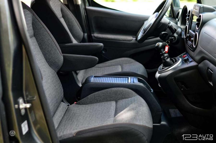 Grey Citroen Berlingo 2015 in Kretinga, with an engine capacity of 1.60 L and mileage of 205 thousand km for 6450 €, photo 14 on AUTOMOTO.COM.LV