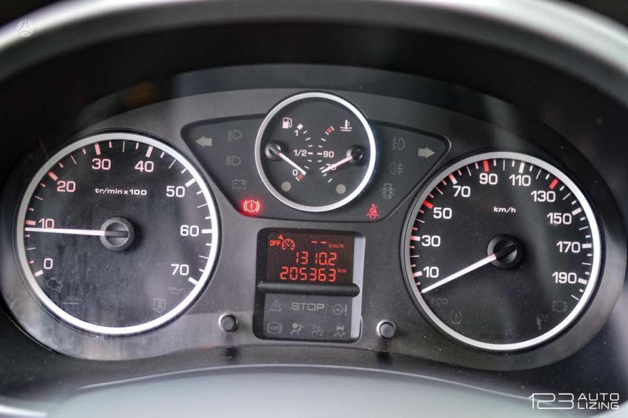 Grey Citroen Berlingo 2015 in Kretinga, with an engine capacity of 1.60 L and mileage of 205 thousand km for 6450 €, photo 21 on AUTOMOTO.COM.LV