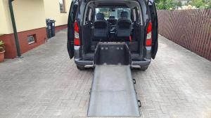 Pelēks Citroen Berlingo 2015 Plungė, ar dzinēja tilpumu 1.56 L un nobraukumu 255 tūkst. km par 5250 €, foto 11 vietnē AUTOMOTO.COM.LV