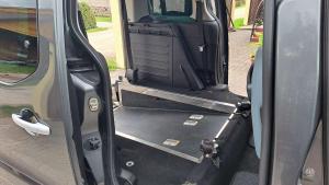 Pelēks Citroen Berlingo 2015 Plungė, ar dzinēja tilpumu 1.56 L un nobraukumu 255 tūkst. km par 5250 €, foto 15 vietnē AUTOMOTO.COM.LV