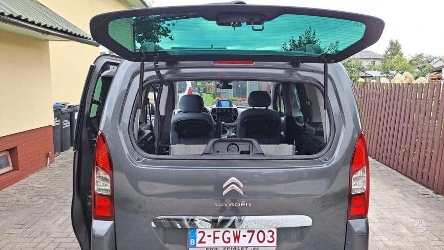 Pelēks Citroen Berlingo 2015 Plungė, ar dzinēja tilpumu 1.56 L un nobraukumu 255 tūkst. km par 5250 €, foto 17 vietnē AUTOMOTO.COM.LV