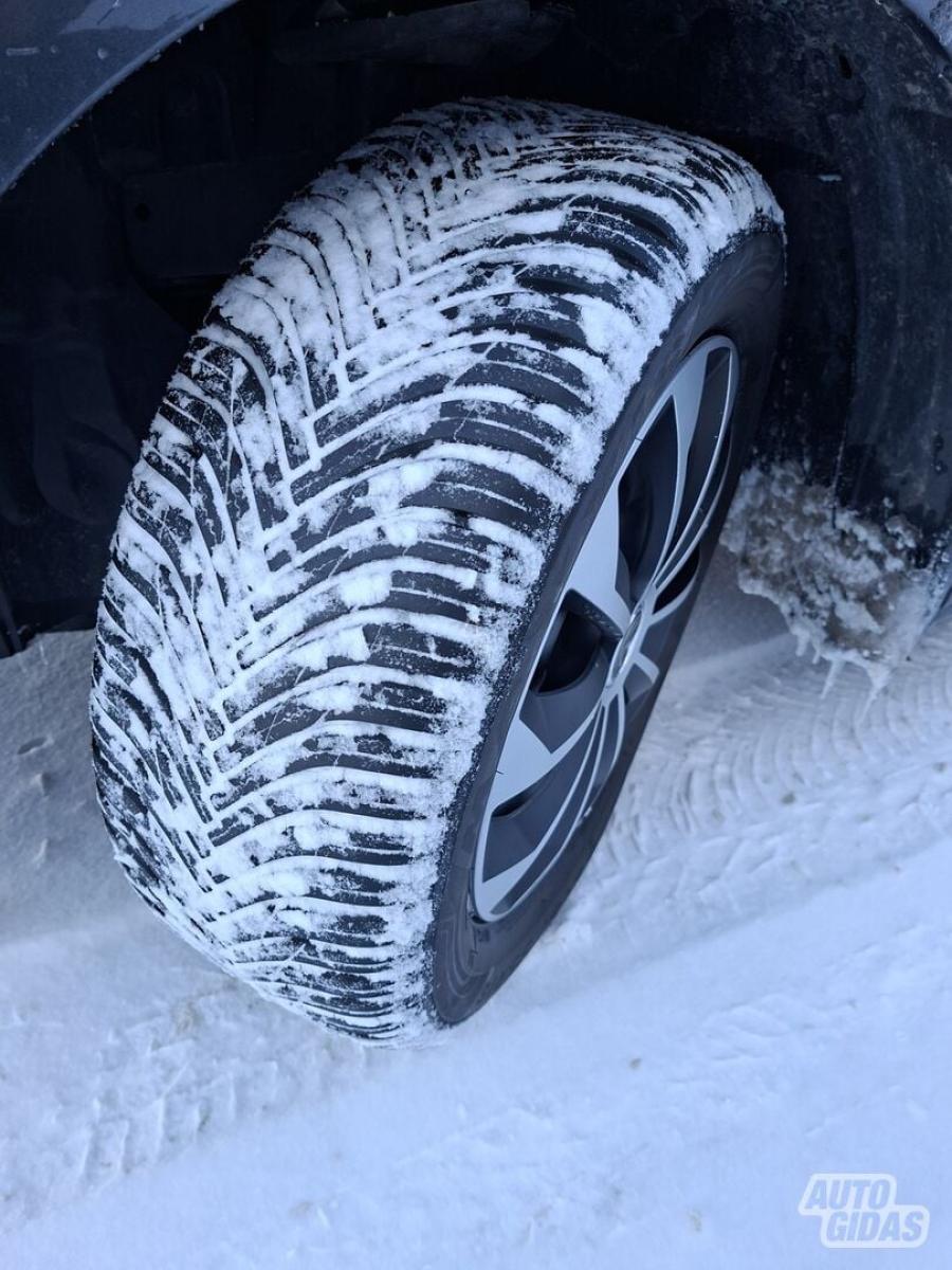 Grey Citroen Berlingo 2016 in Vilnius, with an engine capacity of 1.60 L and mileage of 299 thousand km for 5350 €, photo 8 on AUTOMOTO.COM.LV