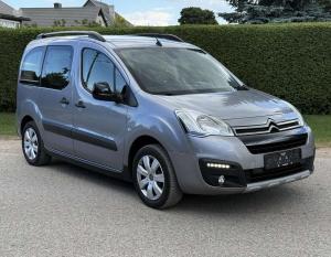 Grey Citroen Berlingo 2016 in Ukmerge, with an engine capacity of 1.56 L and mileage of 300 thousand km for 4700 €, photo  on AUTOMOTO.COM.LV