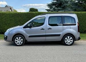 Grey Citroen Berlingo 2016 in Ukmerge, with an engine capacity of 1.56 L and mileage of 300 thousand km for 4700 €, photo 7 on AUTOMOTO.COM.LV