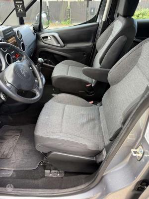 Grey Citroen Berlingo 2016 in Ukmerge, with an engine capacity of 1.56 L and mileage of 300 thousand km for 4700 €, photo 11 on AUTOMOTO.COM.LV