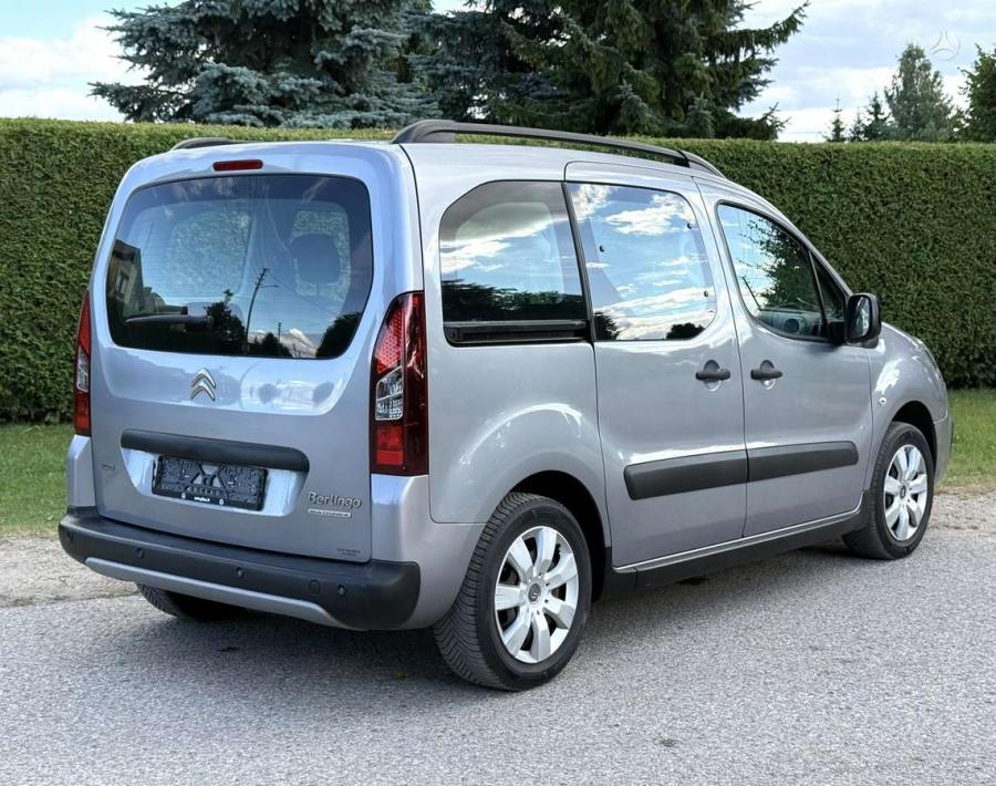 Pelēks Citroen Berlingo 2016 Ukmergė, ar dzinēja tilpumu 1.56 L un nobraukumu 300 tūkst. km par 4600 €, foto 4 vietnē AUTOMOTO.COM.LV