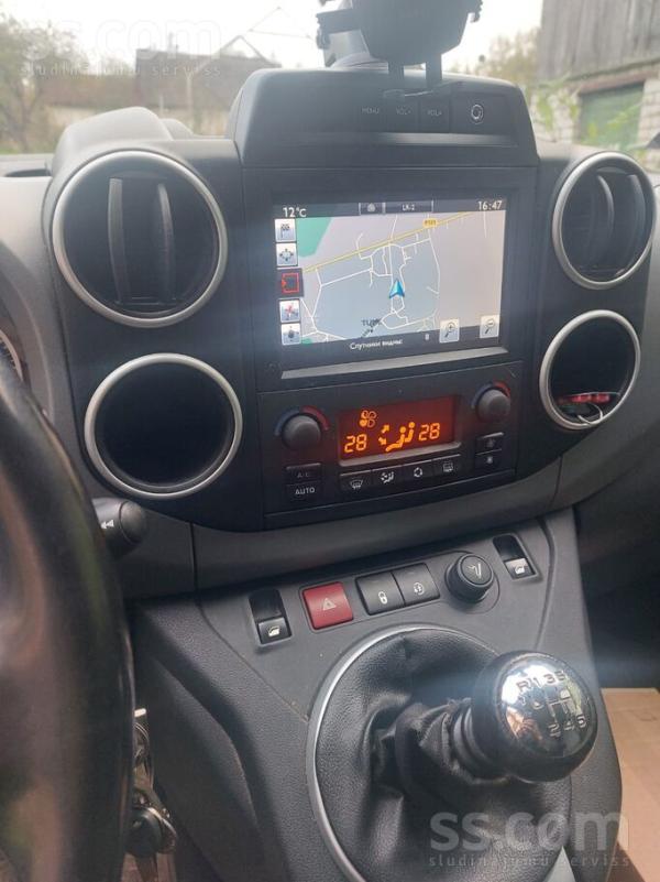 Pelēks Citroen Berlingo 2017 Tukums, ar dzinēja tilpumu 1.60 L un nobraukumu 227 tūkst. km par 3000 €, foto 6 vietnē AUTOMOTO.COM.LV