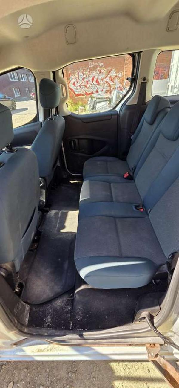 Pelēks Citroen Berlingo 2017 Klaipėda, ar dzinēja tilpumu 1.56 L un nobraukumu 237 tūkst. km par 3500 €, foto 6 vietnē AUTOMOTO.COM.LV