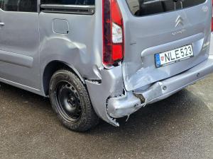 Grey Citroen Berlingo 2017 in Kaunas, with an engine capacity of 1.20 L and mileage of 119 thousand km for 2900 €, photo 10 on AUTOMOTO.COM.LV