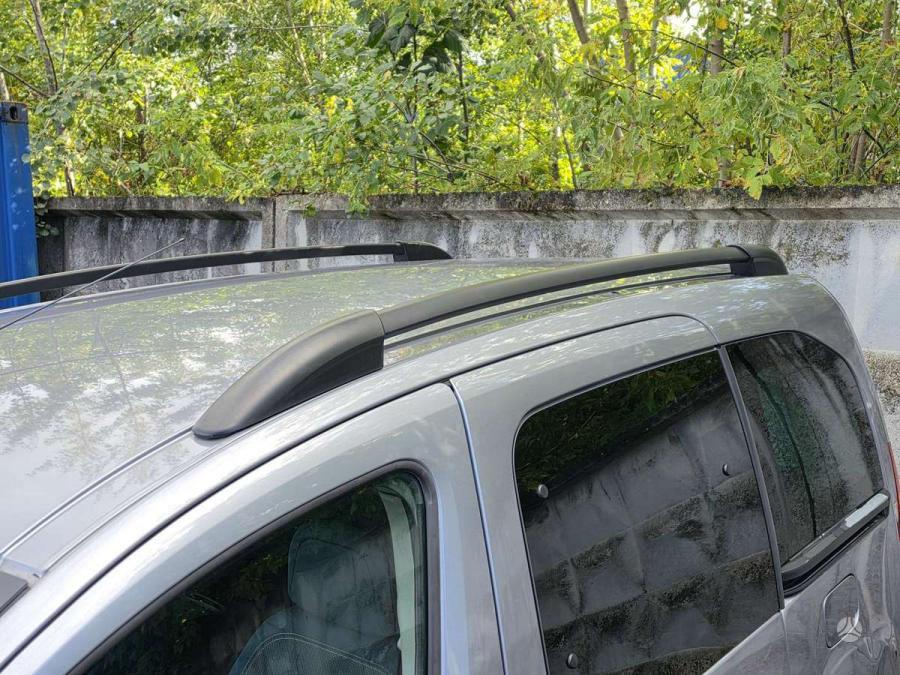 Grey Citroen Berlingo 2017 in Kaunas, with an engine capacity of 1.20 L and mileage of 119 thousand km for 2900 €, photo 14 on AUTOMOTO.COM.LV