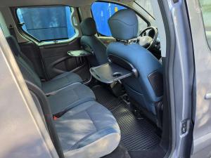 Grey Citroen Berlingo 2017 in Kaunas, with an engine capacity of 1.20 L and mileage of 119 thousand km for 2900 €, photo 24 on AUTOMOTO.COM.LV