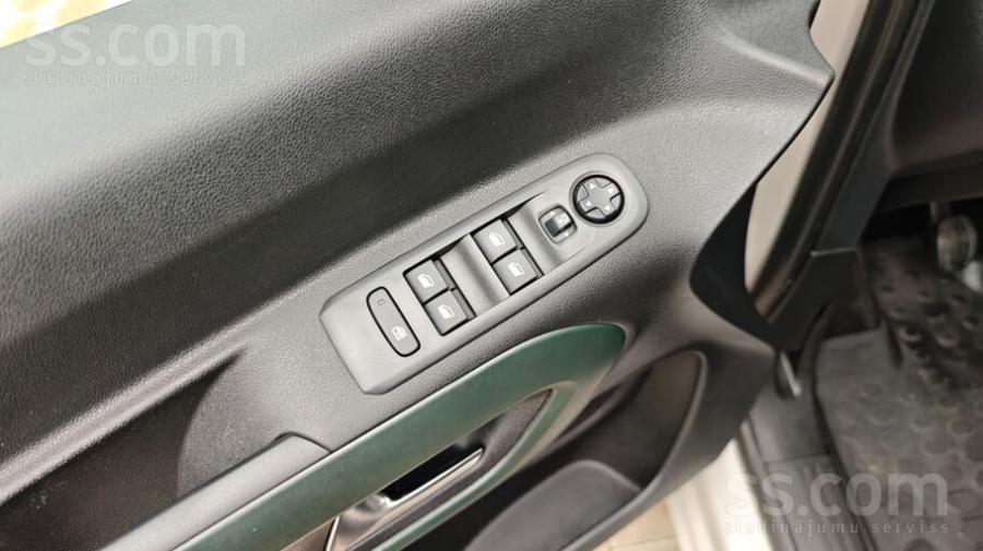 Pelēks Citroen Berlingo 2018 Jelgava, ar dzinēja tilpumu 1.50 L un nobraukumu 204 tūkst. km par 10500 €, foto 13 vietnē AUTOMOTO.COM.LV