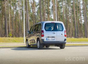 Pelēks Citroen Berlingo 2019 Rīga, ar dzinēja tilpumu 1.50 L un nobraukumu 248 tūkst. km par 6790 €, foto 7 vietnē AUTOMOTO.COM.LV