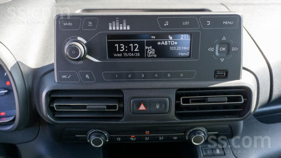 Pelēks Citroen Berlingo 2019 Rīga, ar dzinēja tilpumu 1.50 L un nobraukumu 248 tūkst. km par 6790 €, foto 12 vietnē AUTOMOTO.COM.LV